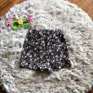 H&M | Bottoms | Flower Shorts | Poshmark